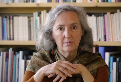 El tiempo retenido en 'La mitad de la casa', la última novela de Menchu ...